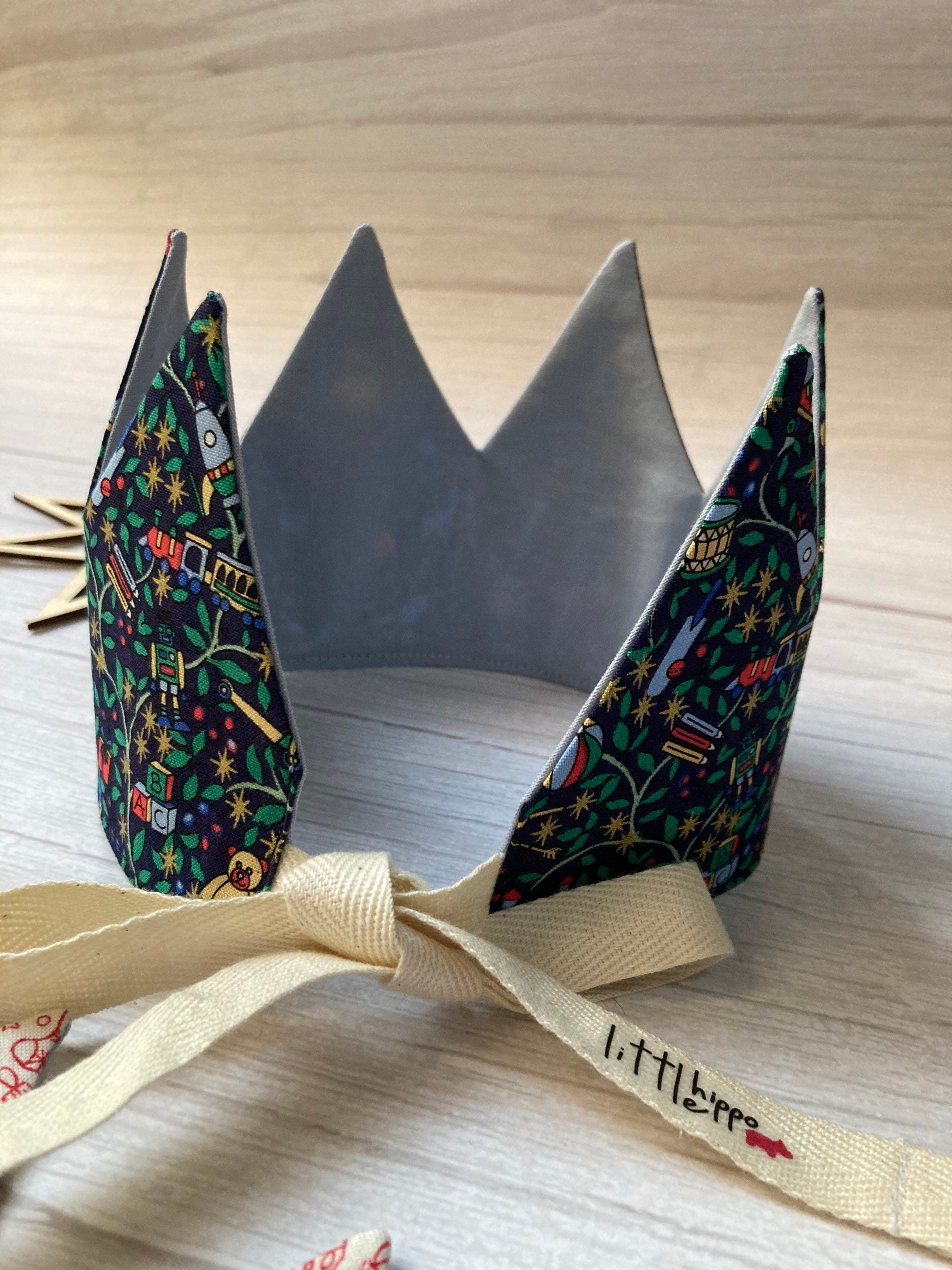 Liberty Christmas Crowns With Bag a Set of 4 Cotton, Reusable Crowns ...