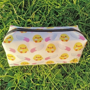 Estuche Patito / pollito con cuchillo meme pato pollo Cute neceser ...