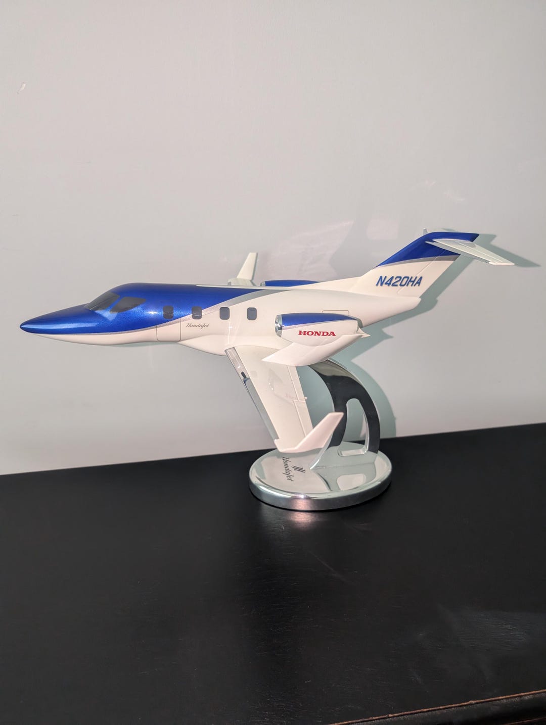 16" Pacmin Hondajet HA-420 Scale 1/35 Desktop Model With Luggage Case ...