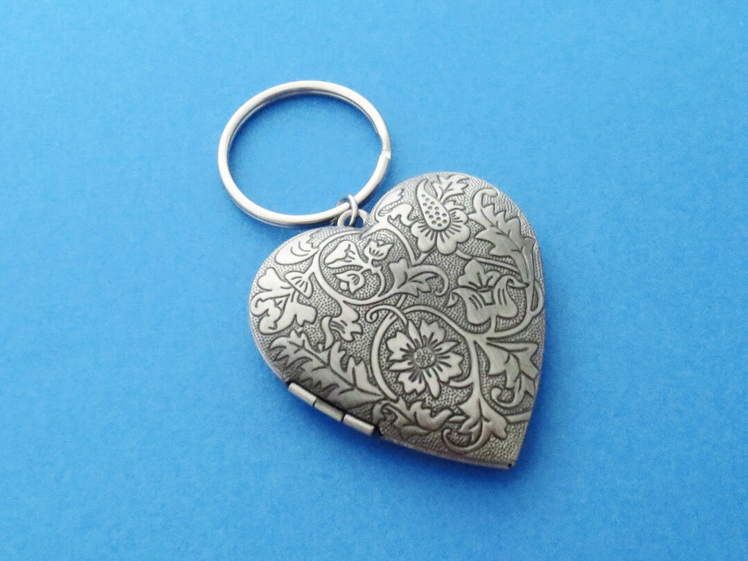 Vintage Style Heart Key Ring, Locket Keychain, Heart Keyring, Photo Key ...