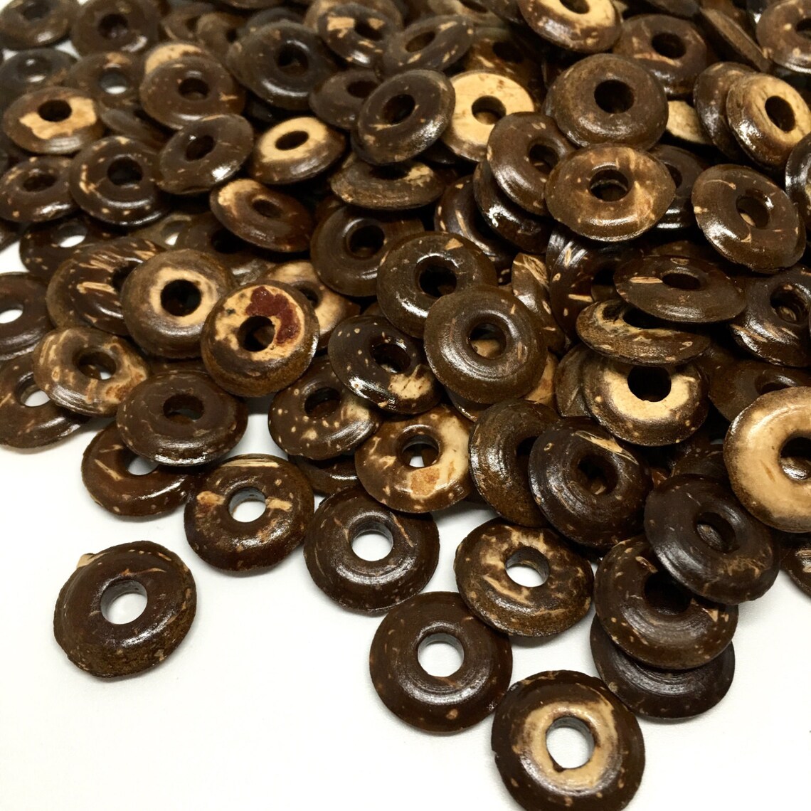 30 Pcs 15mm Natural Coconut Beads Wooden Beads Donut - Etsy