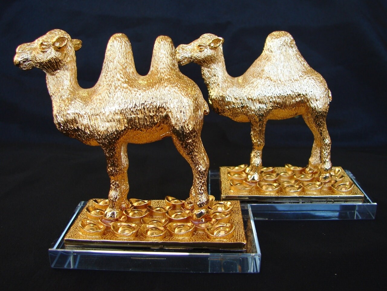 Pair of Golden Camels - Etsy