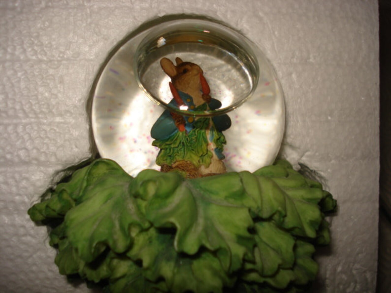 Peter Rabbit Eating Radish Mini Water Ball. - Etsy
