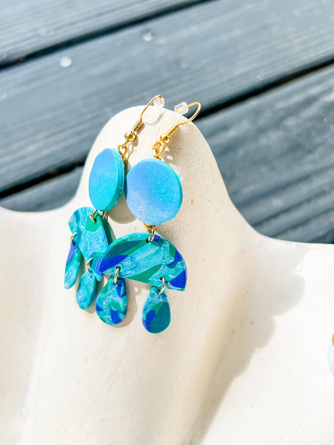 Ocean Waters Dangle Dangle Earrings Ocean Oasis Collection Green and ...