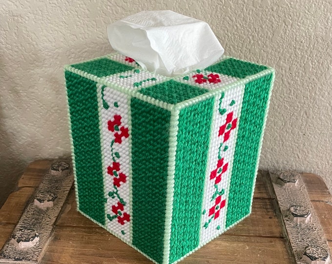 Christmas Present Tissue Box Cover, Green, Red and White Holiday Decor ...