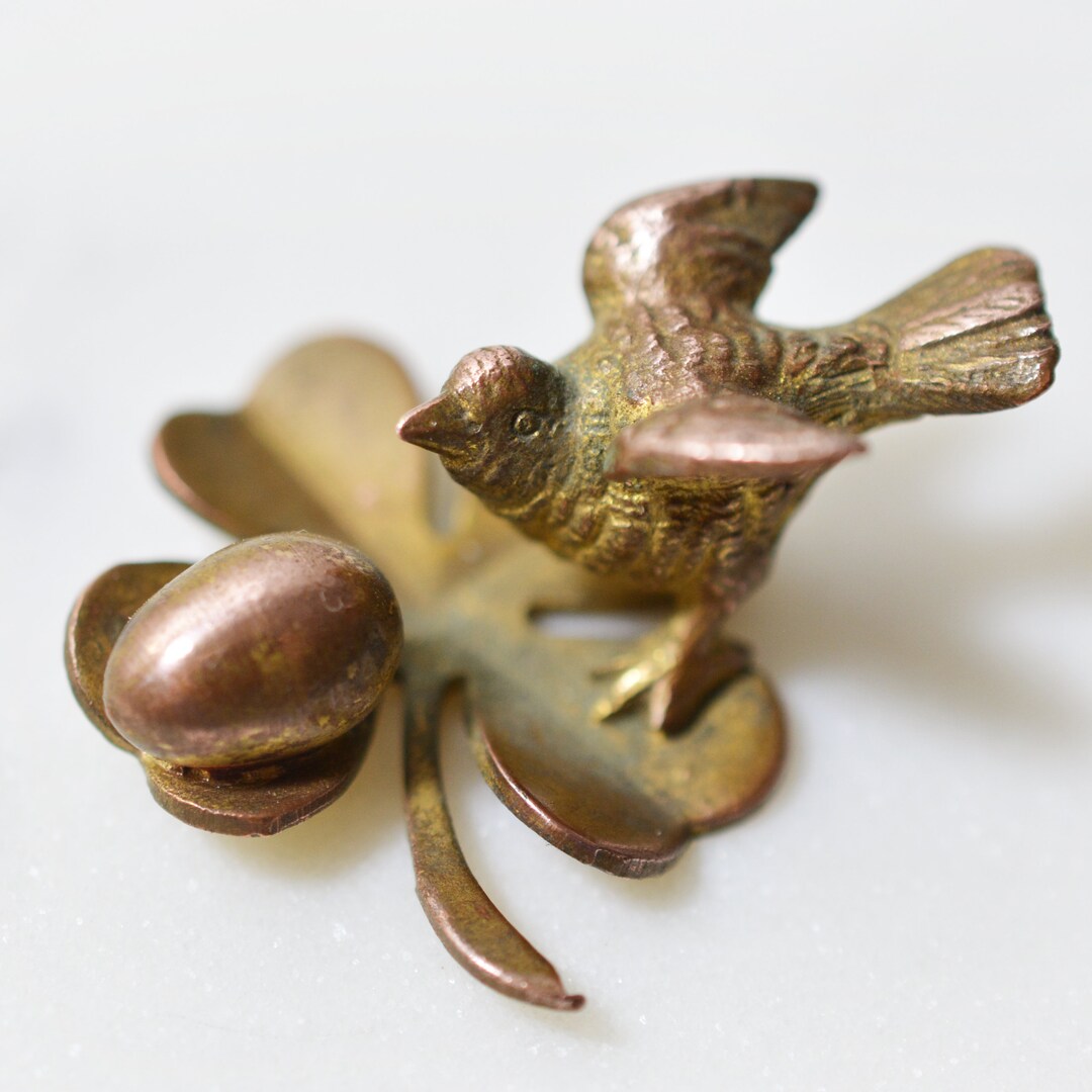 ANTIQUE Austrian Bronze Robin With Egg on Clover Sculpture, Cute Animal ...