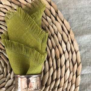 Green Linen Napkins With Frayed Edges, Cloth Dining Napkins, Frayed ...