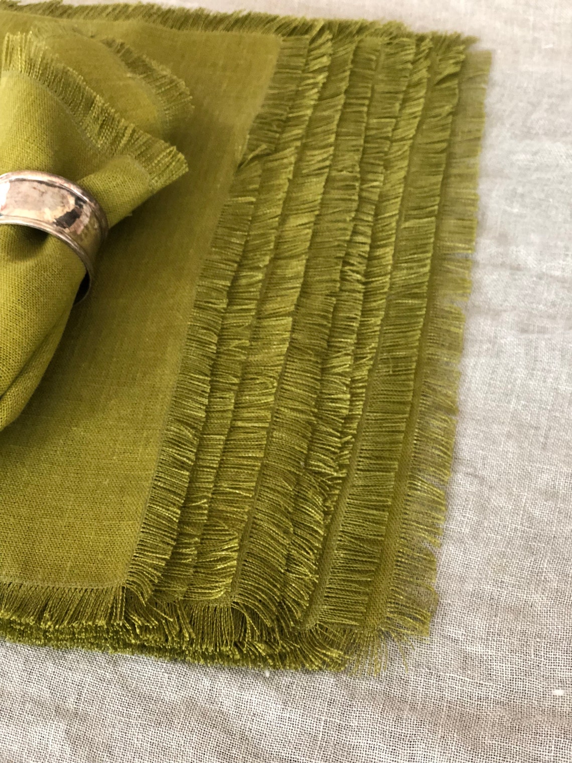 Green Linen Napkins With Frayed Edges, Cloth Dining Napkins, Frayed ...