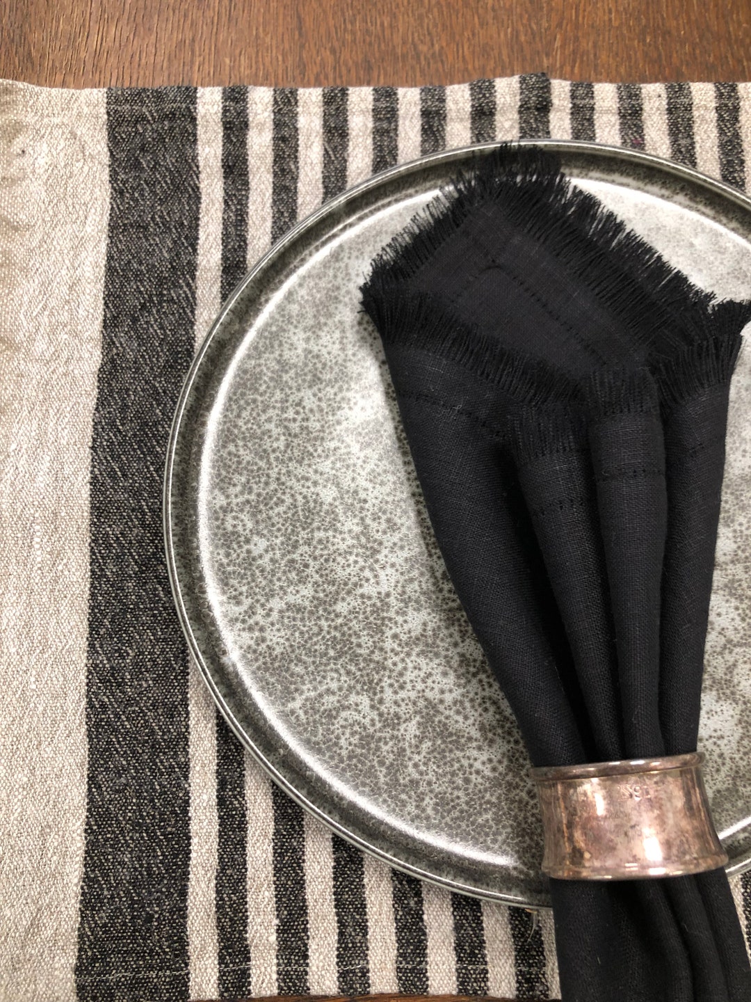 Black Linen Napkins With Frayed Edges, Napkins, Christmas Table, Set of ...