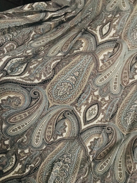 Pure New Wool Pleated Grey Paisley Pattern Marks and … - Gem