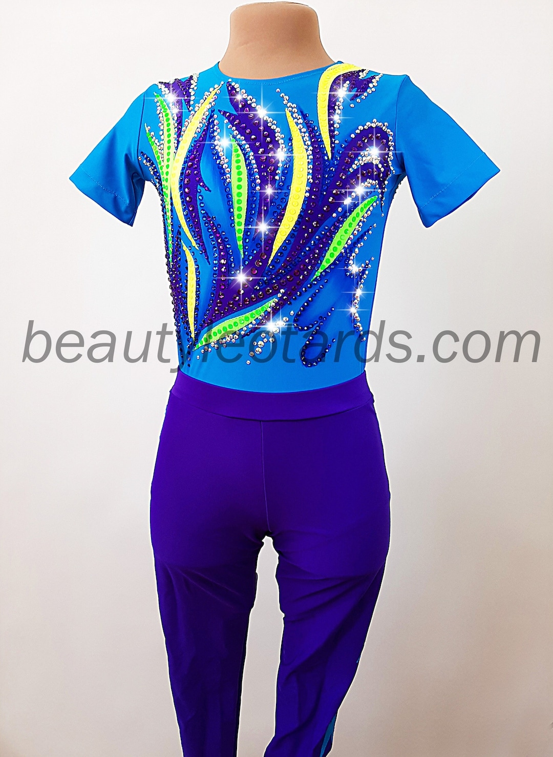 Boys Acrobatic Costume , Mens Acrobatics Costume , Man Acrobatic ...