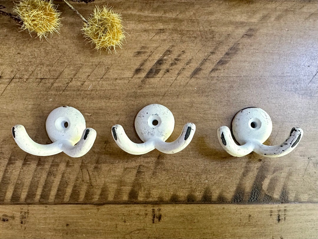 SET of 3 Double Metal Hooks/double Wall Hook// Shabby Chic Metal Hooks/ Vintage Hook/ Cabin ...