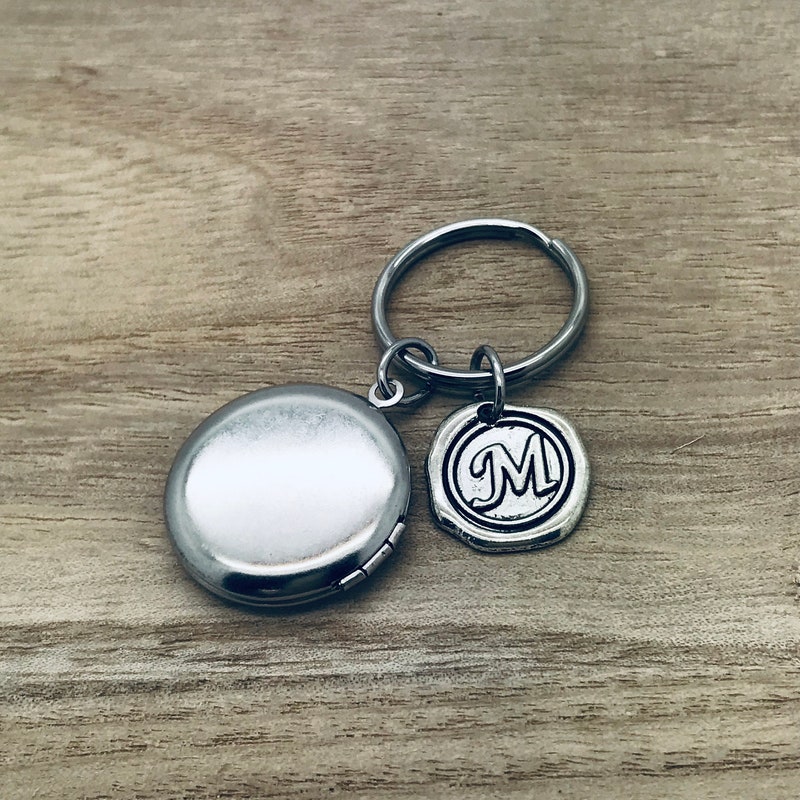 Key and Locket - Etsy