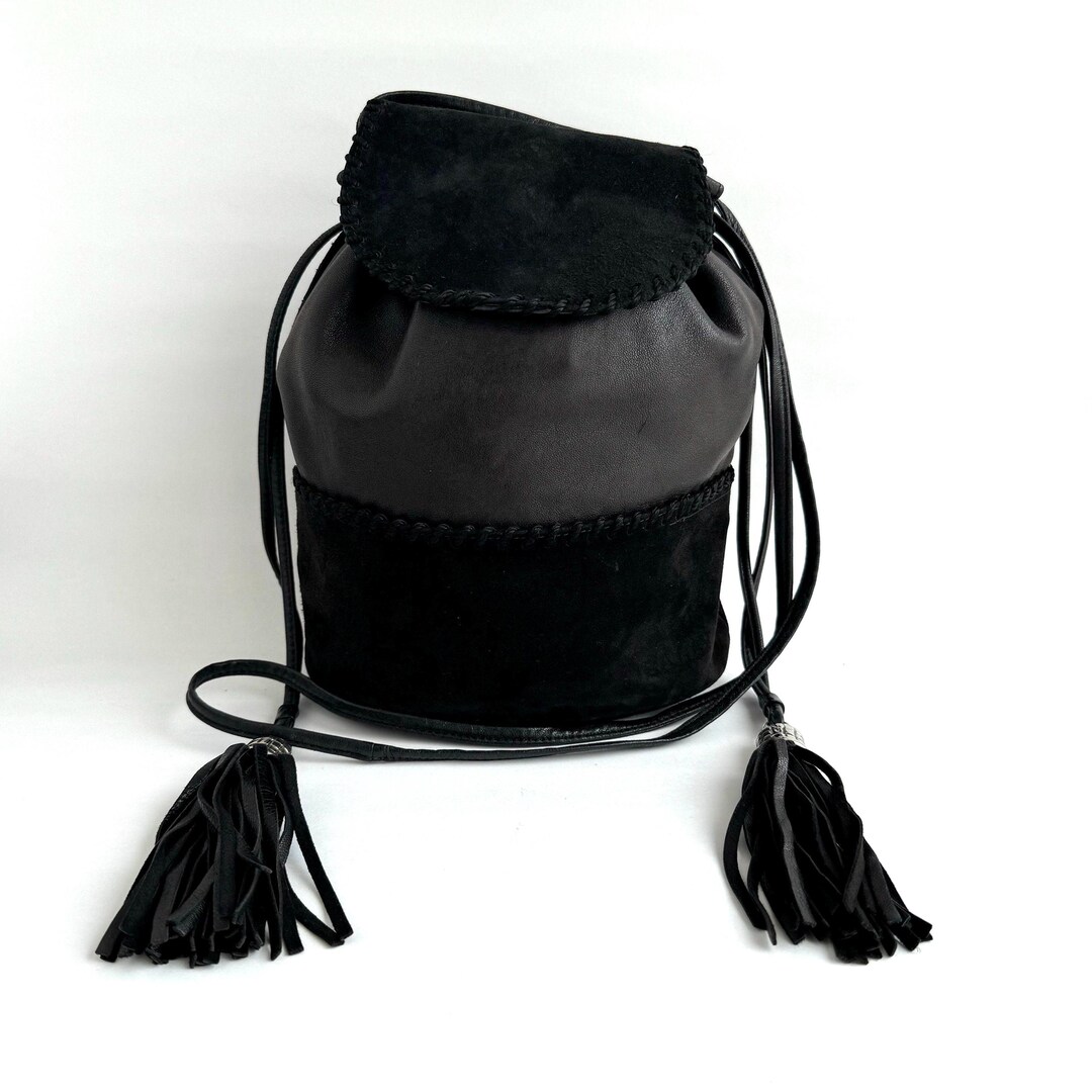 BALLY Vintage Leather Crossbody Drawstring Bag Lightweight Black Suede ...