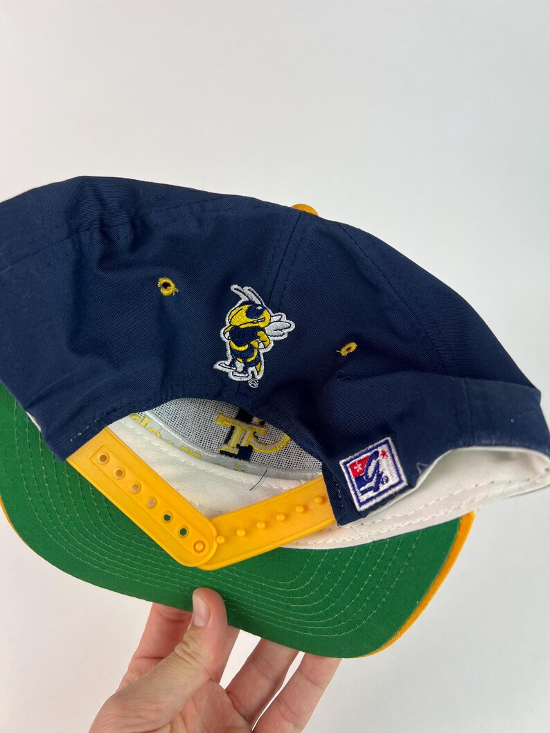 NEW Vintage Georgia Tech Yellow Jackets Snapback Hat - Cap the Game ...