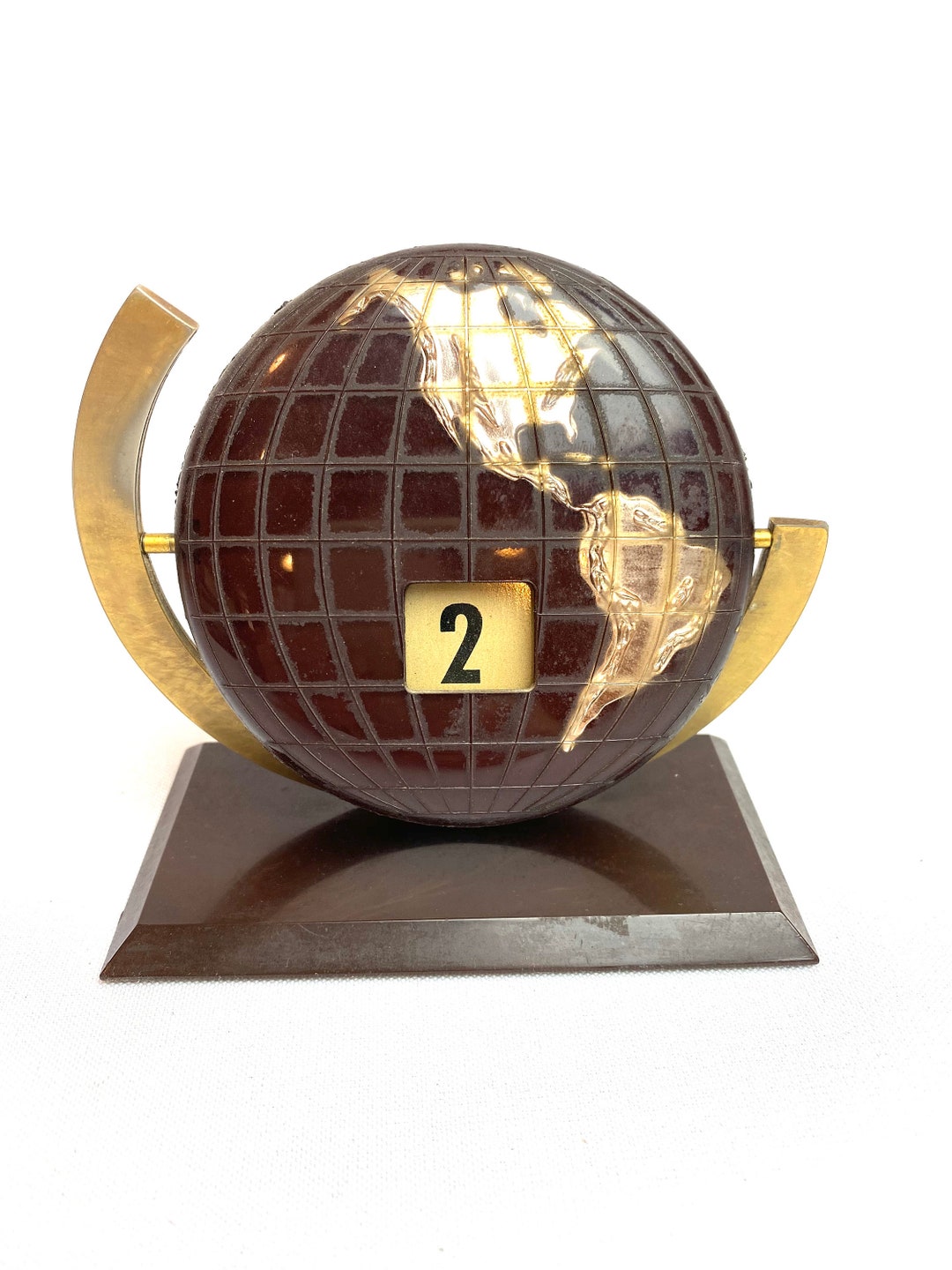 Mid Century Globe Desk Calendar - Etsy