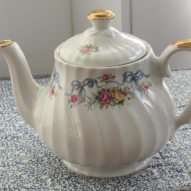 Rose Swag Tea Pot - Etsy Australia