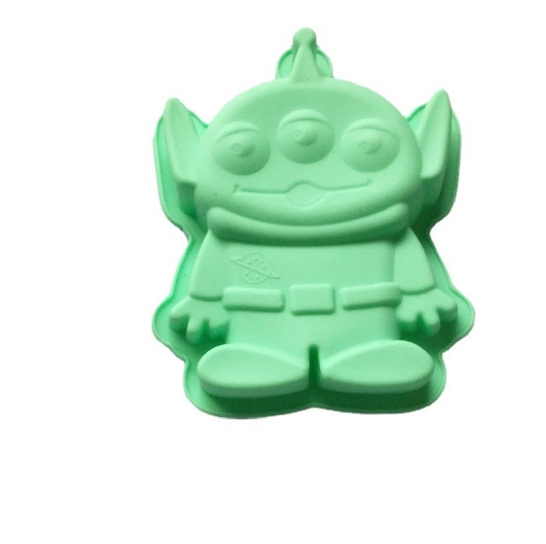 2pcs Alien Baking Tray Mold Soap Mold Cake Mold Silicone Mold Soap ...