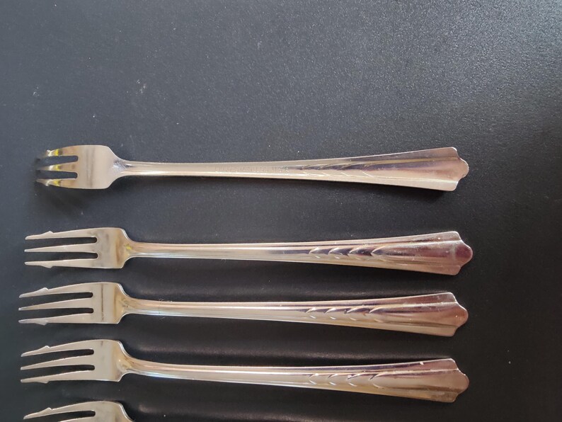 Vintage EKCO Cocktail Forks in Chevron Pattern Set of 9 - Etsy