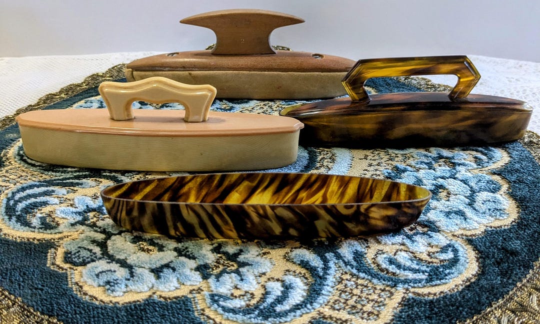 Vintage Celluloid,shell, and Flowery Chamois Cloth Nail Buffer/polisher ...