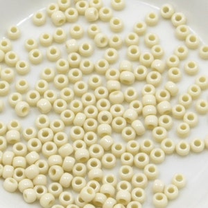 6/0 Opaque Light Beige - Toho #51 - Cream Colored Seed Beads - 10 Grams ...