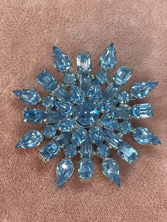 Blue rhinestone fashion - Gem