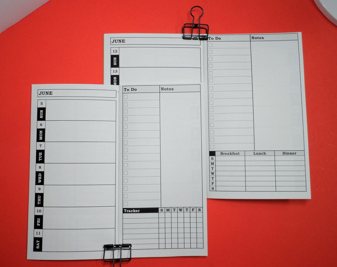 DATED 2025 Week on 1 Page (WO1P) 2 Page Spread - Tracker, Notes, Meal ...