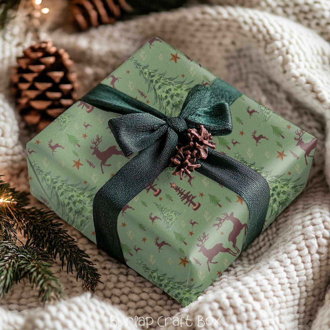 Rustic Christmas Gift Wrapping Paper Woodland Xmas Gift Wrap Reindeer ...