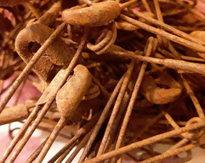 10 Rusty Safety Pins, Large Size - Etsy