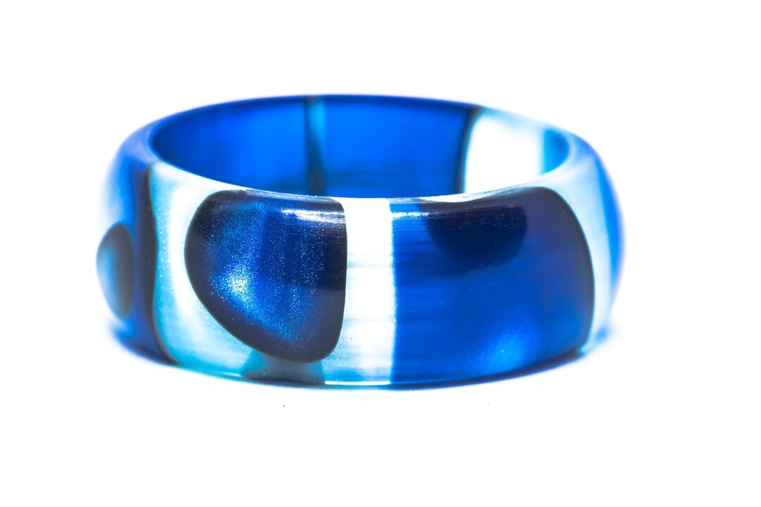 Blue Acrylic Ring - Mens Womens Resin Ring Black White Clear Band ...