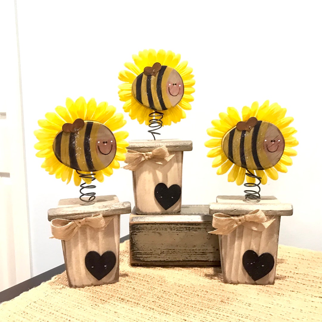Bobble Bee. Wood Flowers. Bobble Flower. Bee Signs. Flower - Etsy
