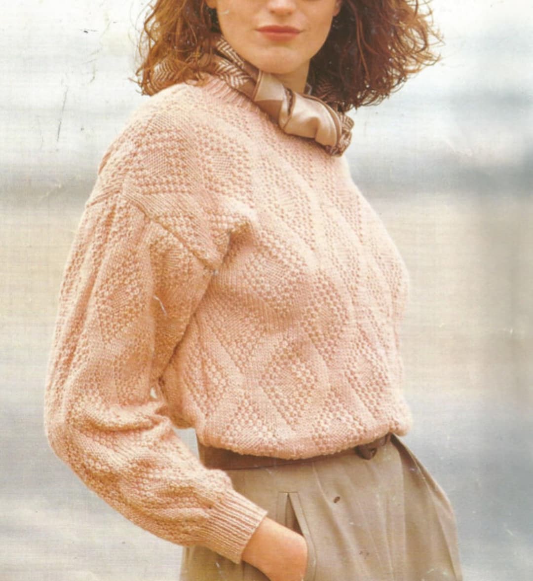 Knit Womans Sweater Diamond Pattern /ohhhmama/ Round Neck Long Sleeves ...