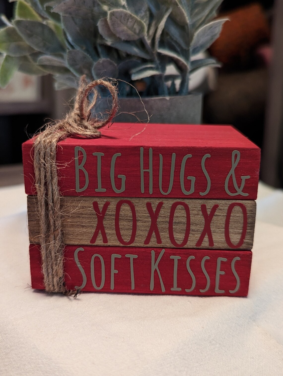 Red XOXO Valentine's Mini Wood Book Stack, Valentine's Book Stack Tier ...