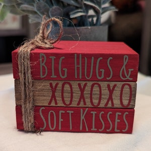 Red XOXO Valentine's Mini Wood Book Stack, Valentine's Book Stack Tier ...