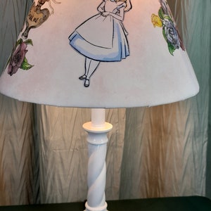 Alice in Wonderland Nursery Accent Lamp, Alice in Wonderland Floral ...