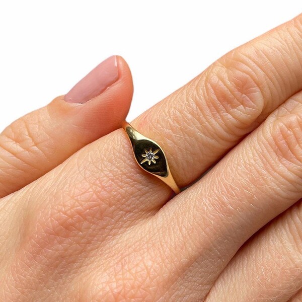Signet Ring - Etsy UK