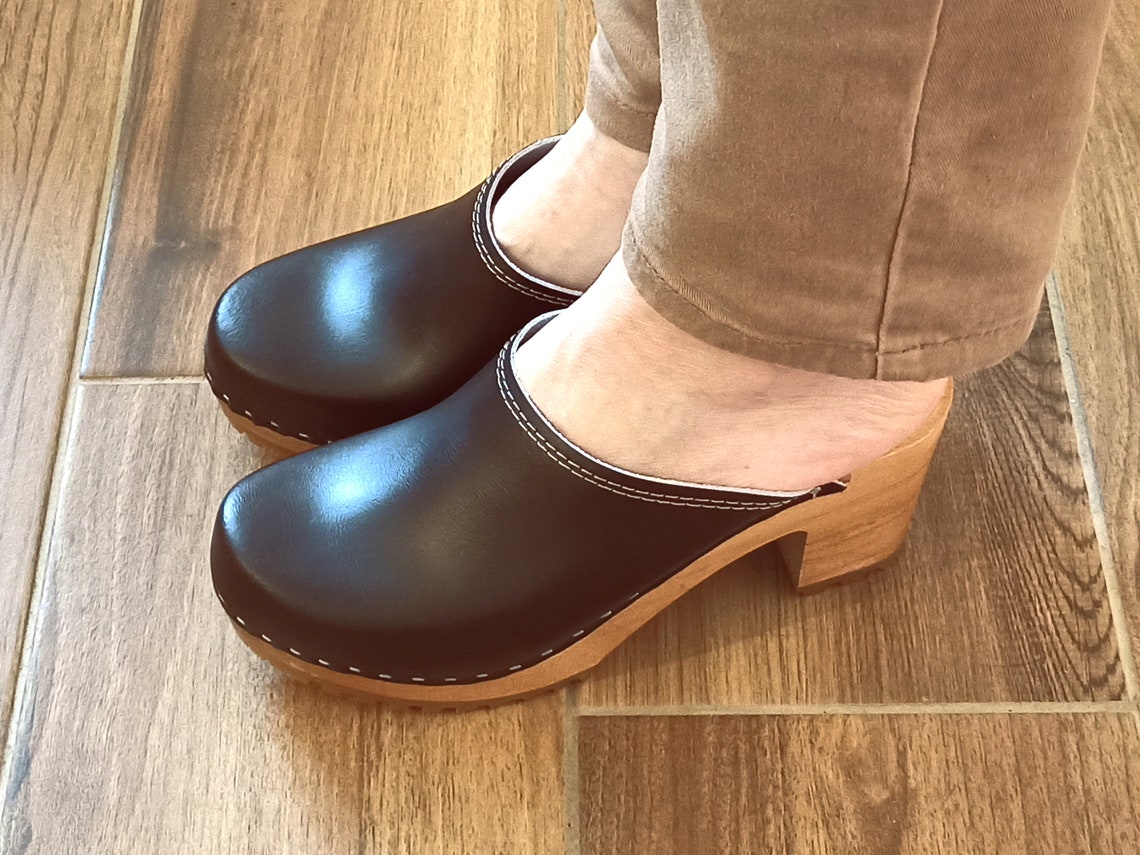 Handmade Leather heel wooden clogs / Orthopedic clogs / | Etsy