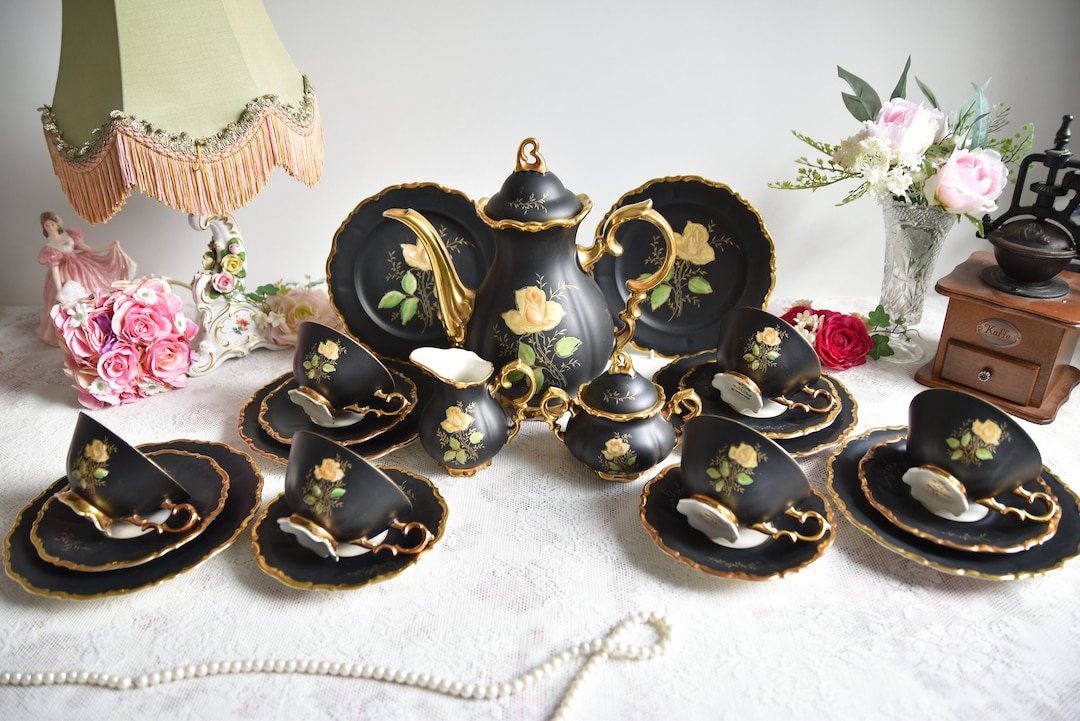 Vintage Tea Set With Floral Decorations, Porcelain Tea Set With Tea Pot ...