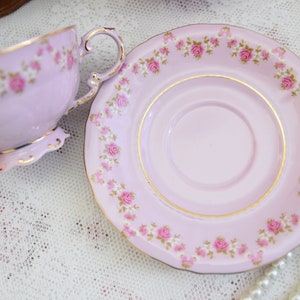 Pink Porcelain Antique Inspired Tea Cups and Saucers Gold, Vintage ...