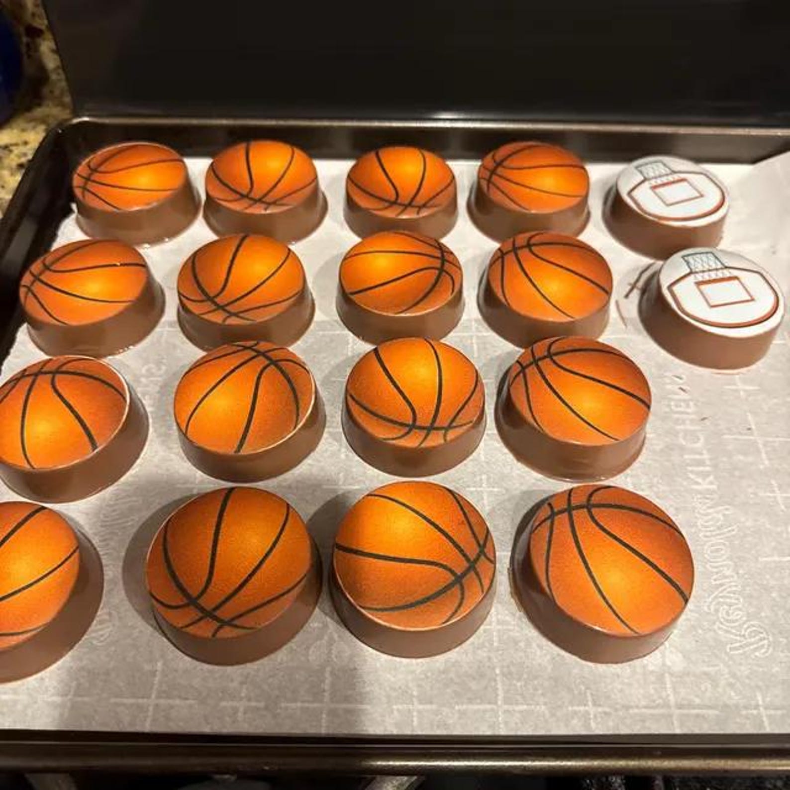 Custom Edible Images for Oreo Cookies! Printed on Edible Frosting Sheet ...