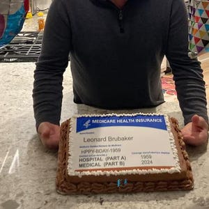 Medicare Card EDIBLE Image for Cakes and Cupcakes, Retirement Cake ...