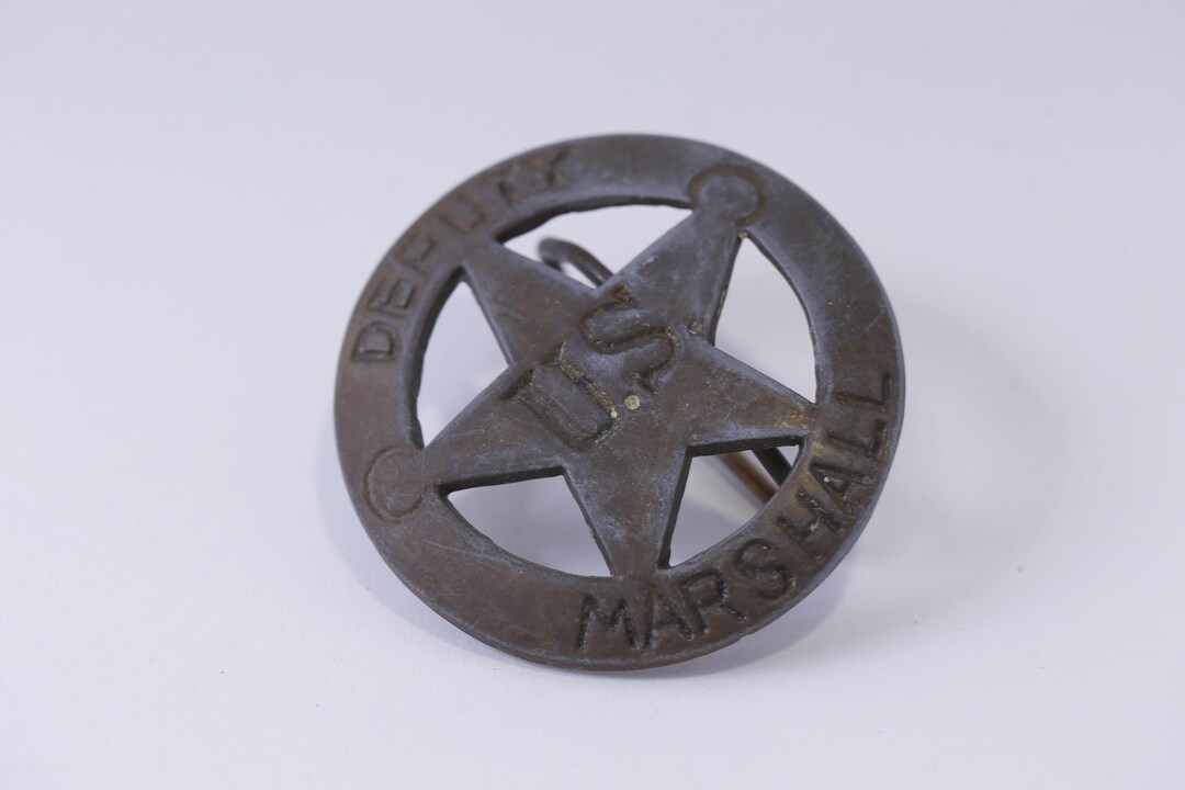 US Deputy Marshall, Metal Badge, Belt Buckle No 819, Antique ...