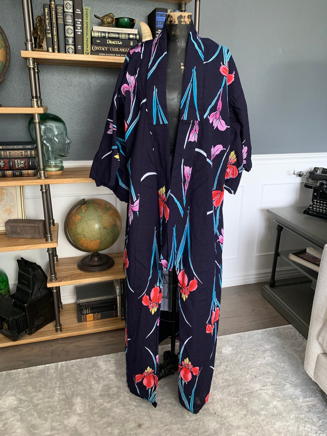 Plum Purple Floral Long Geisha Robe, Wide Sleeve, No Closure, Kimono ...