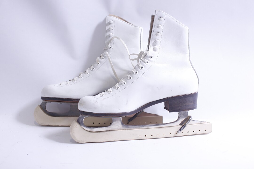 White Ice Skates, Winter Sports, Figure Skating, Elegant Design ...