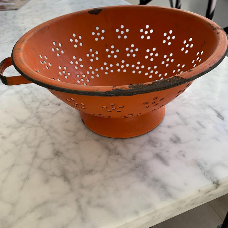 Metal Colander With Feet - Etsy