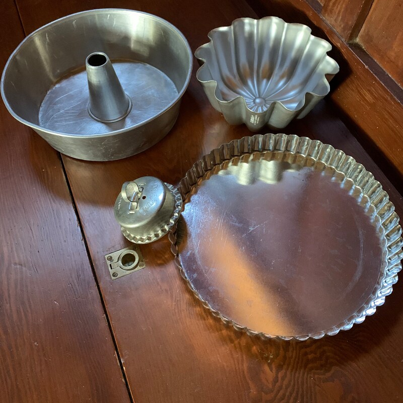 Vintage Baking Pans - Etsy