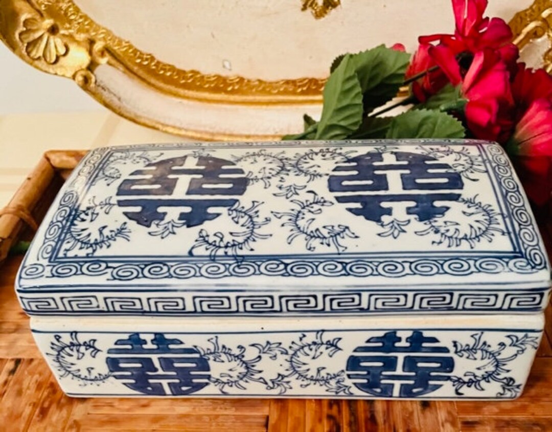 Chinoiserie Dresser Box Porcelain Dresser Box Chinoiserie Box Coffee ...