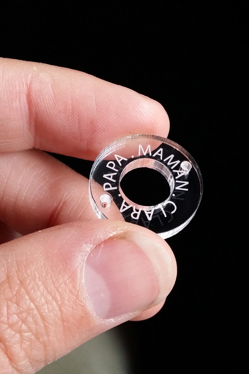 Round Plexiglass Piece Engraved for Jewelry Design - Etsy