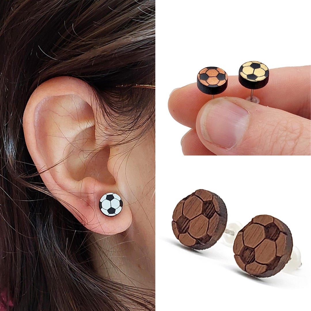 Puce d'oreille ballon de football personnalisable. Boucle d'oreille ...