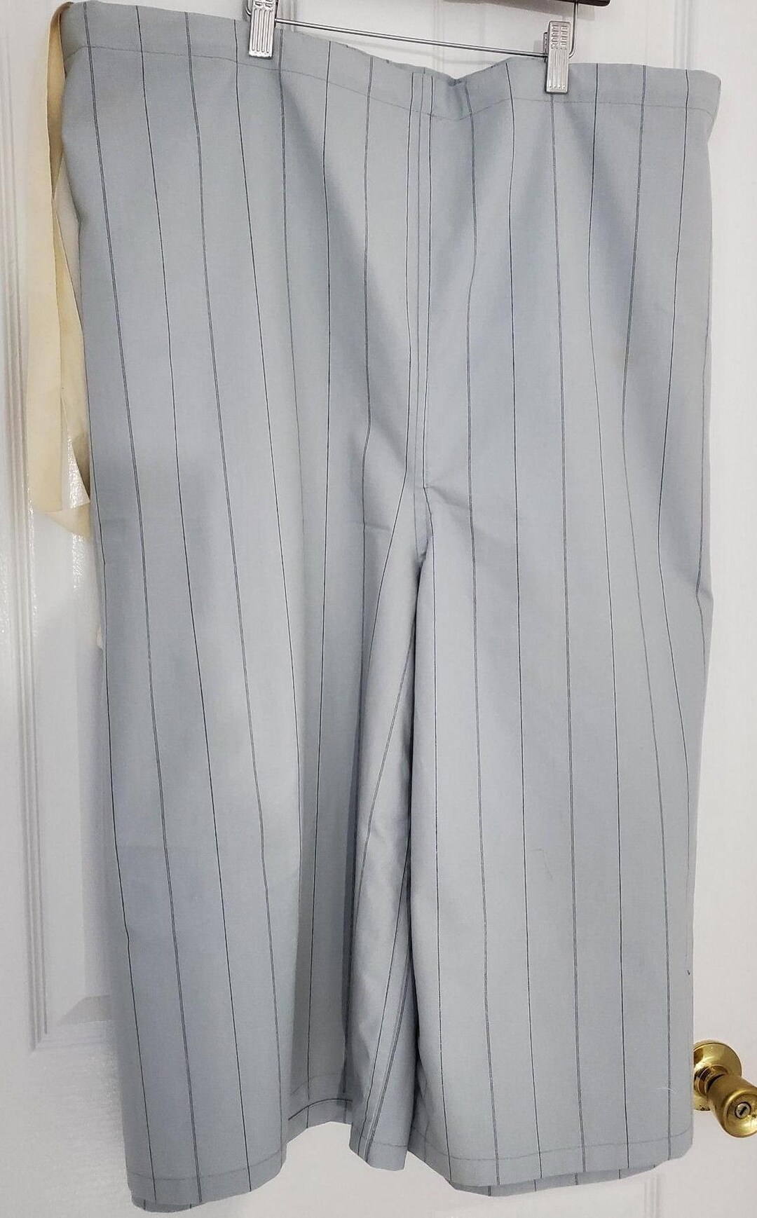 Renaissance 'slops' breeches Pirate Light Grey With Thin Black Stripe ...